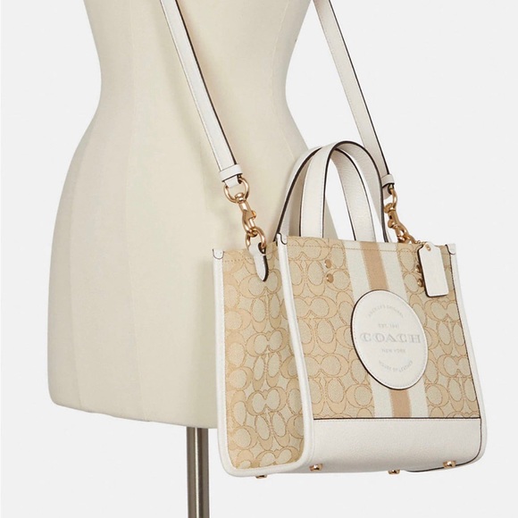 Coach | Bags | Nwt Coach Outlet Dempsey Tote 22 In Signature Jacquard ...